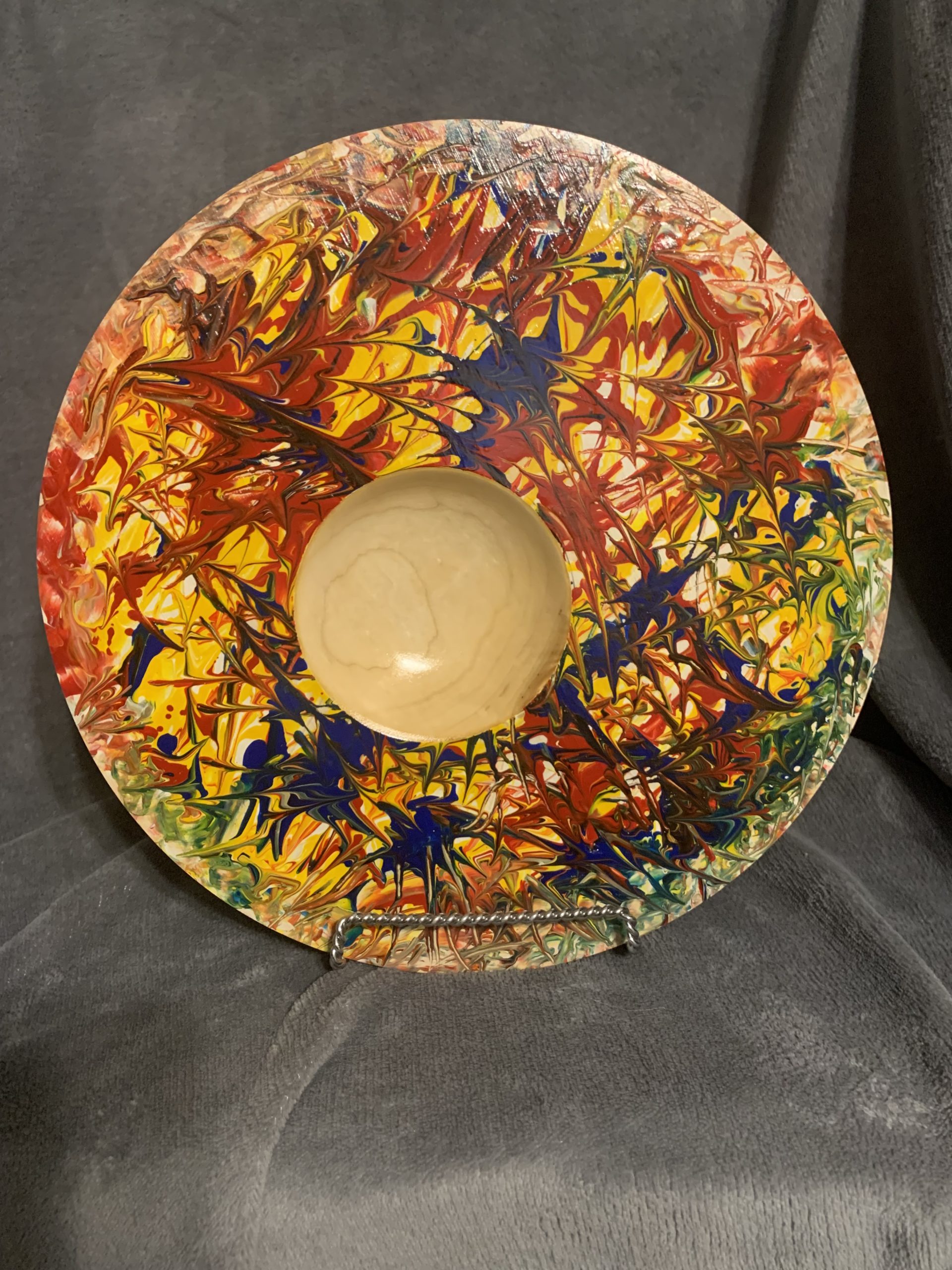 Square Foot Art: Pour September 2023 – GatewayEast Artists Guild